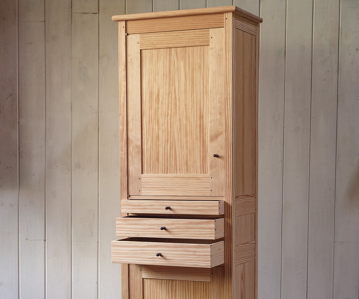 Shaker-Style Cabinet of Simple Wood - FineWoodworking