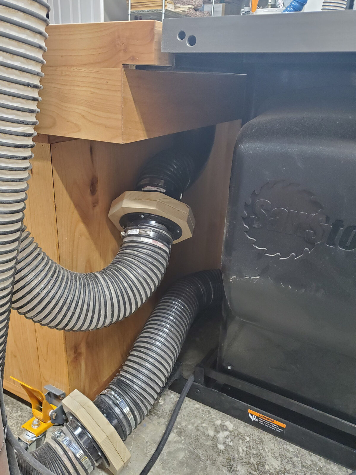 Outfeed Downdraft Table - FineWoodworking