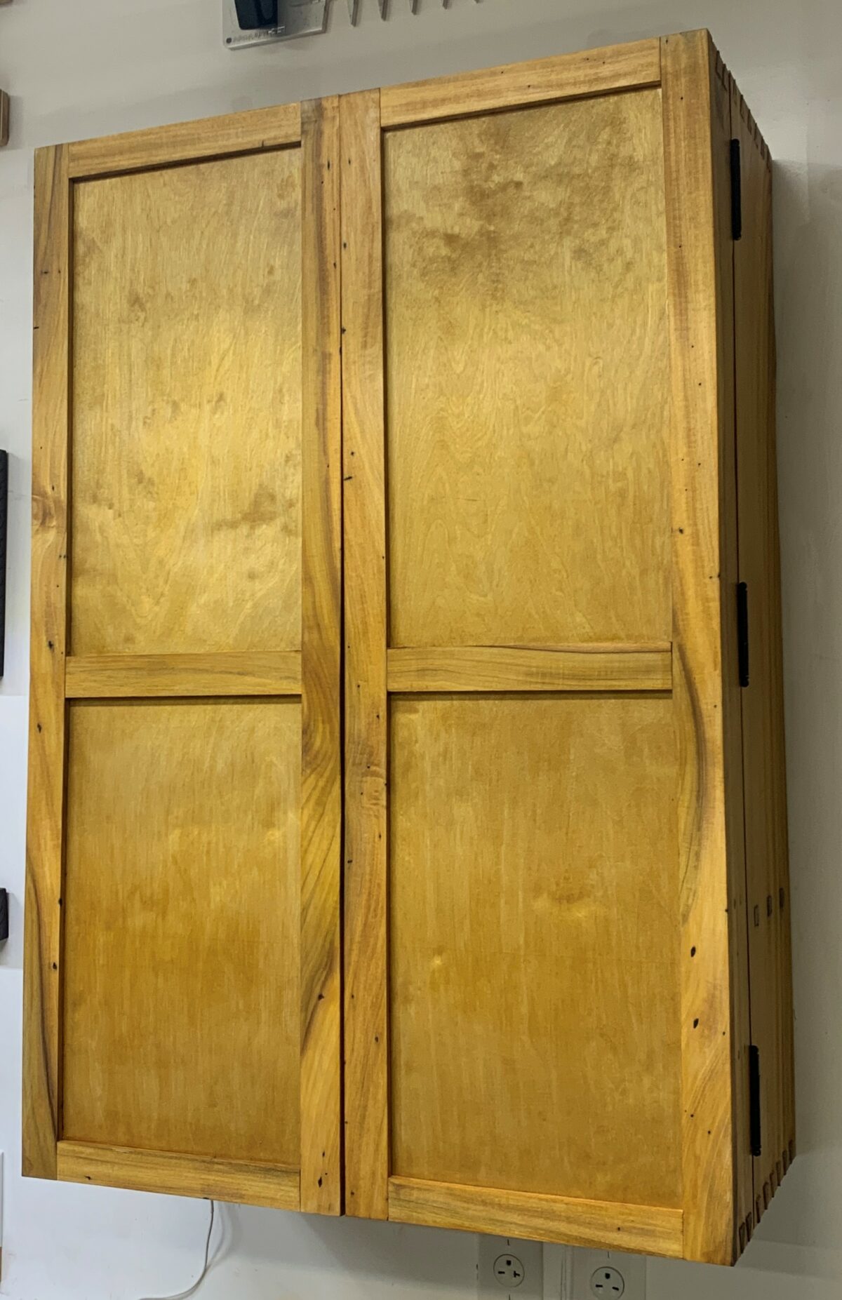 Mike Pekovich inspired Hanging Tool Cabinet - FineWoodworking