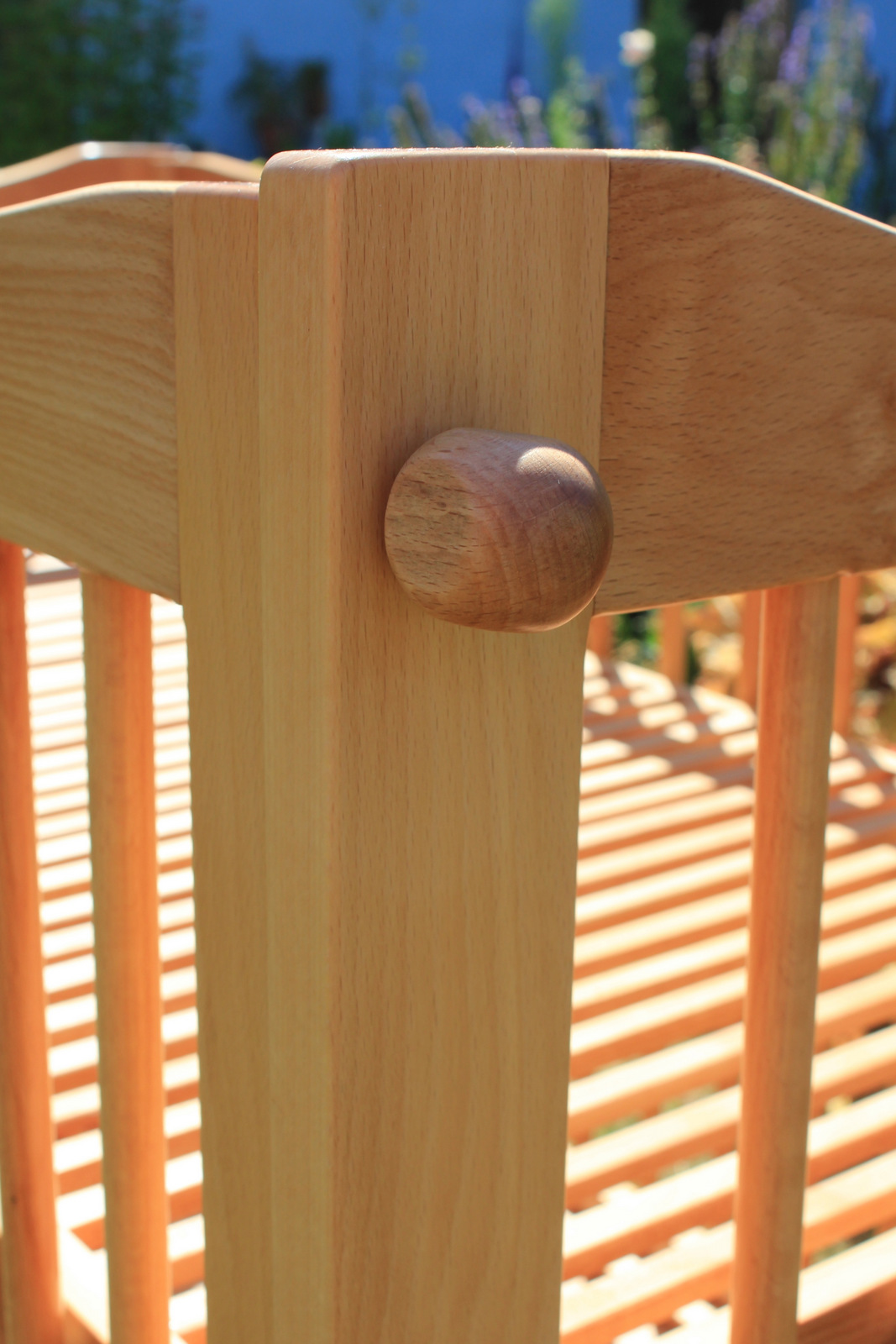 Baby crib - FineWoodworking