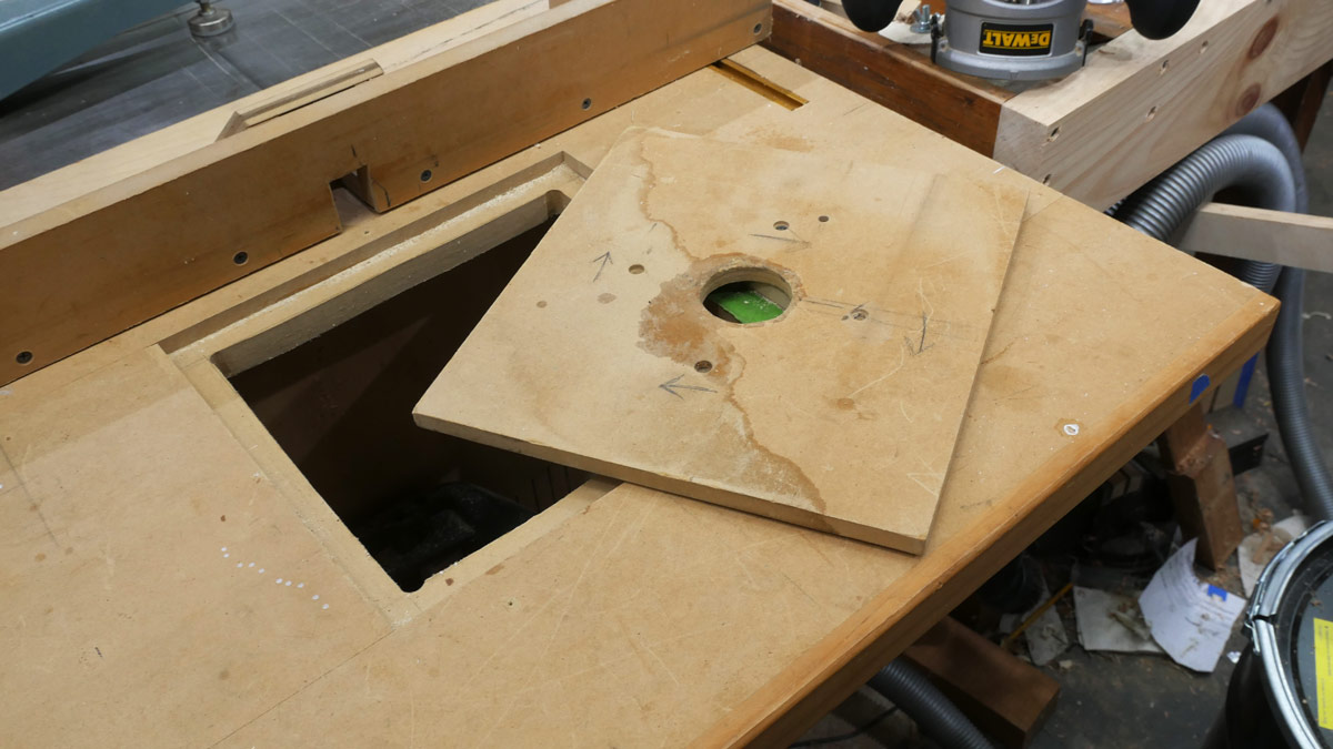 A practically free router plate - FineWoodworking
