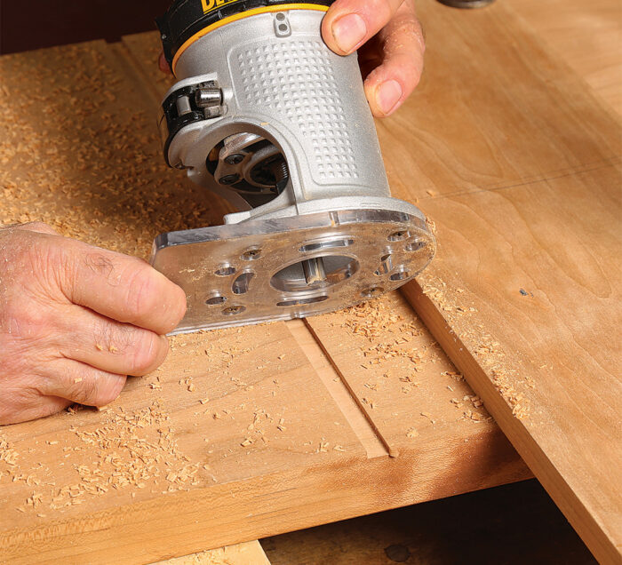 Safe, accurate handheld routing - FineWoodworking