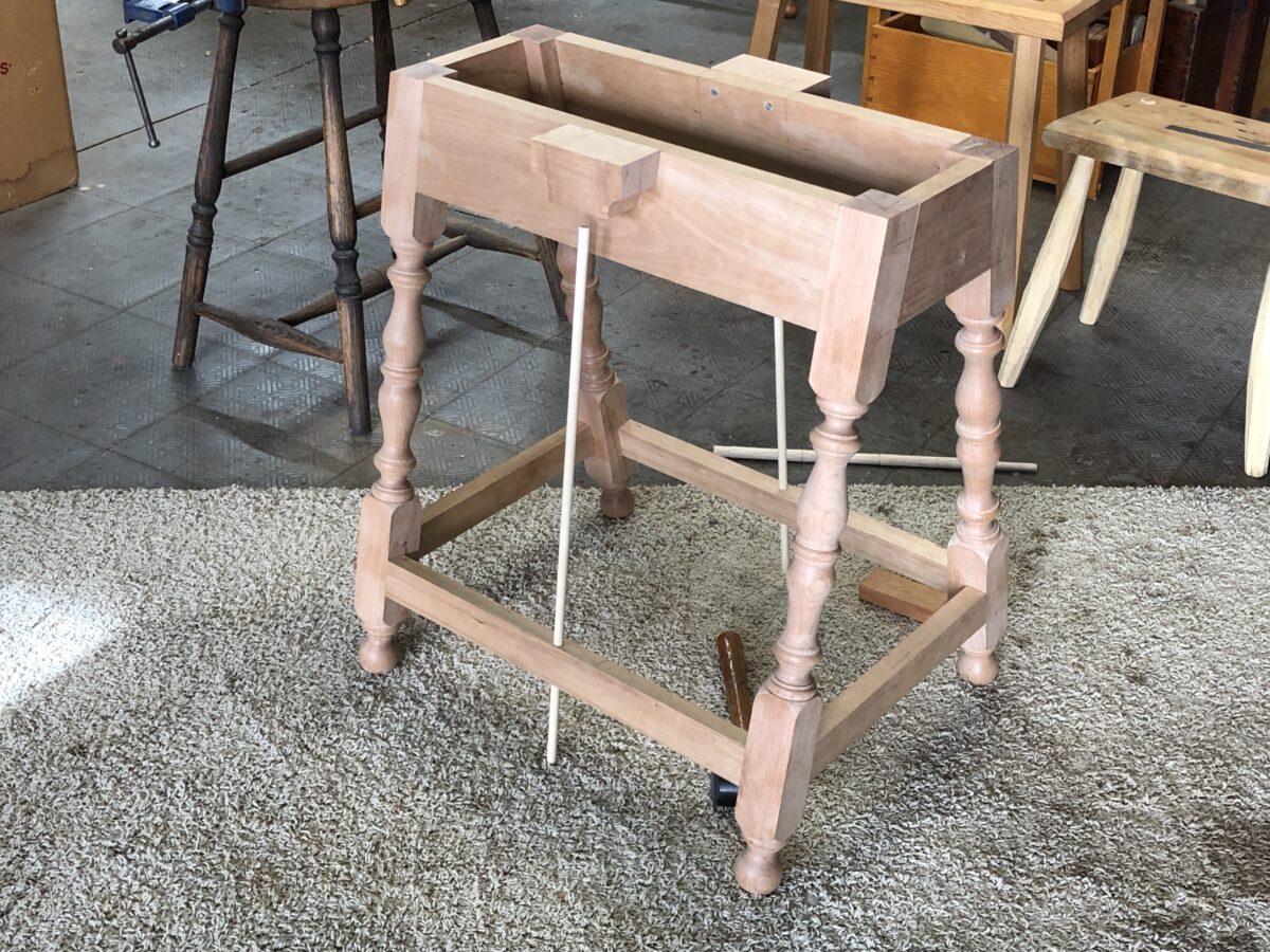 Using SketchUp to confirm angles of a butterfly table - FineWoodworking