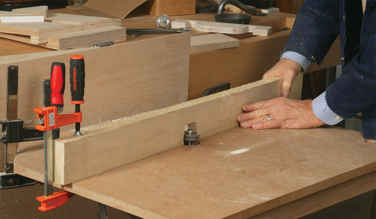 Cutting rabbets two ways - FineWoodworking