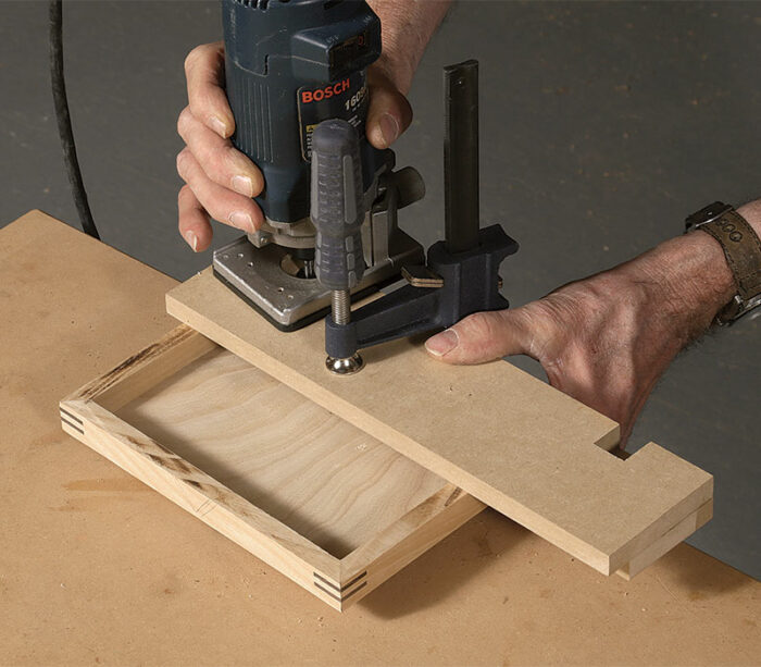Hinge mortise jig for boxes - FineWoodworking