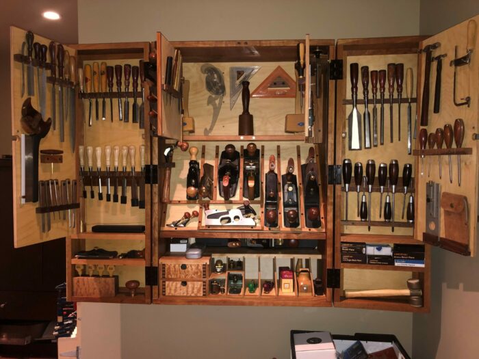 Build a Plane Till and Gallery - FineWoodworking