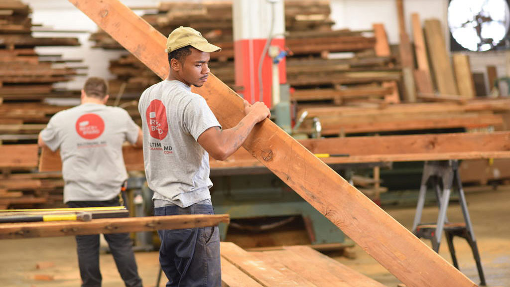 Reclaimed urban lumber gives back to the community - FineWoodworking