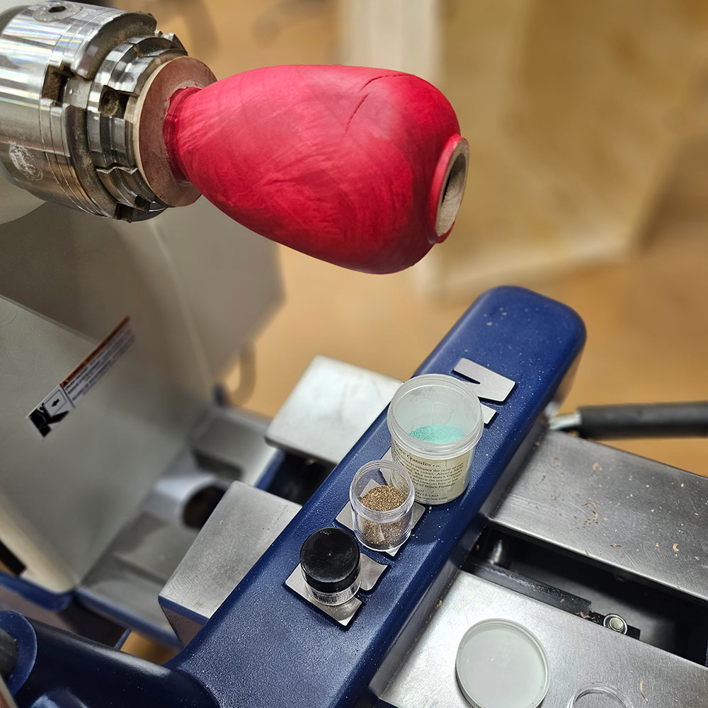 How to get a glass-smooth surface on turnings - FineWoodworking