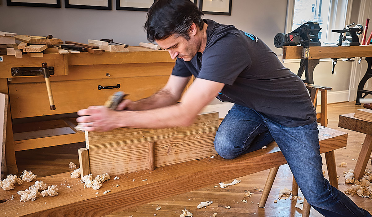 The Roman Workbench - FineWoodworking