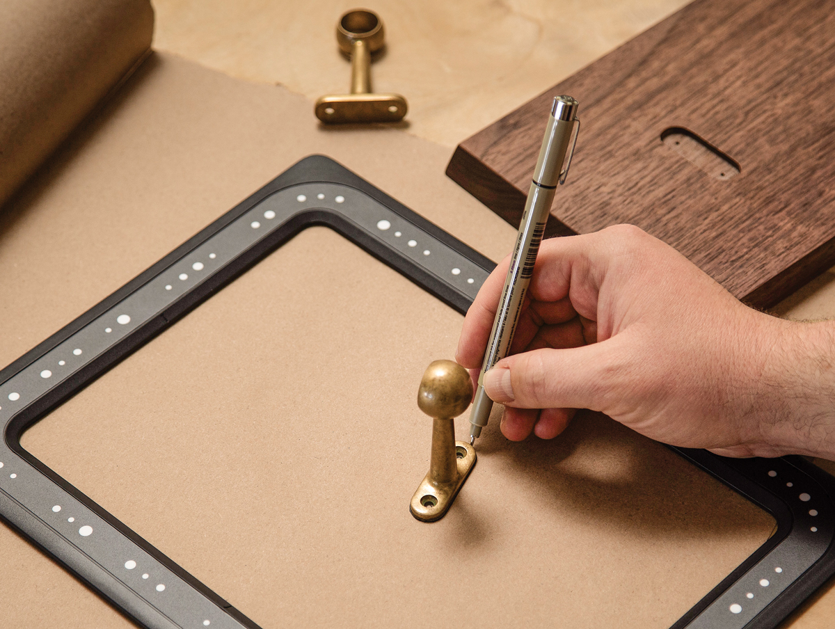 Review: Shaper Origin's Trace - FineWoodworking