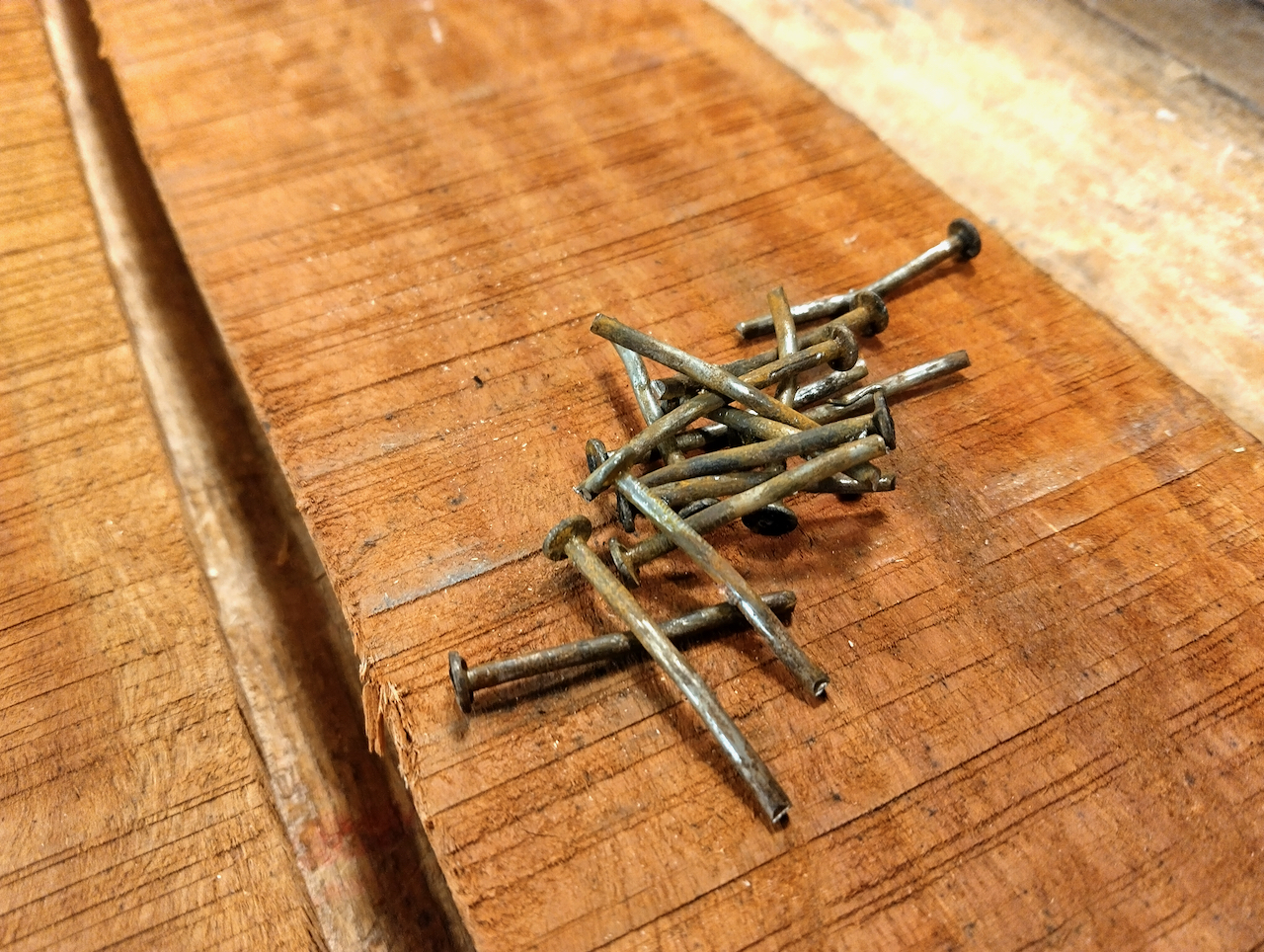 Extracting stubborn nails from reclaimed wood - FineWoodworking