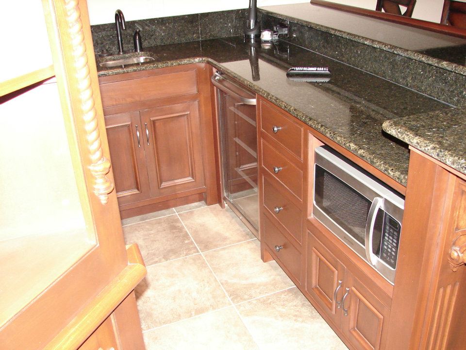 Basement Pub - FineWoodworking