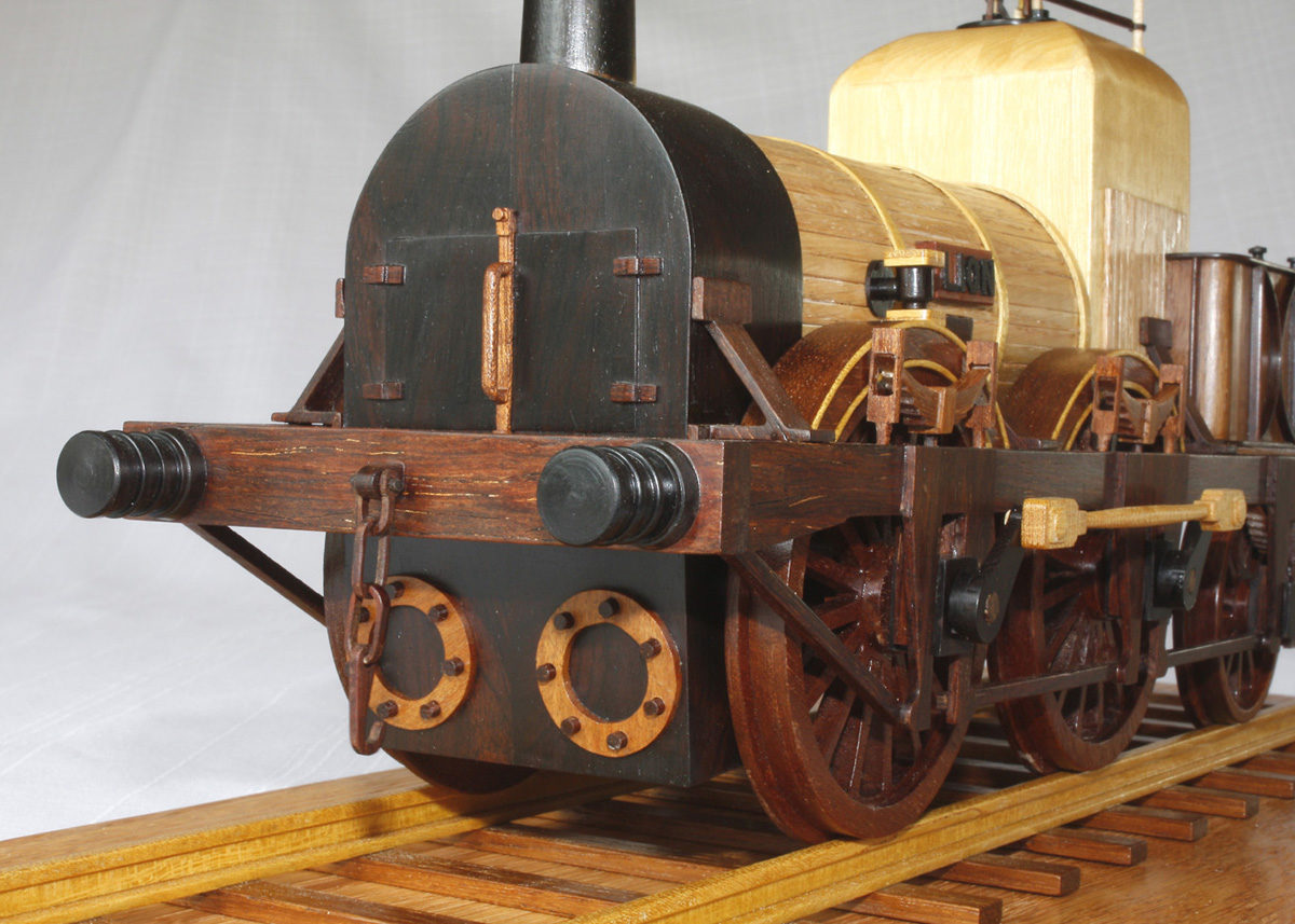 "Lion" locomotive model - FineWoodworking