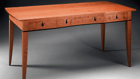 Curved-Front Writing Table - FineWoodworking
