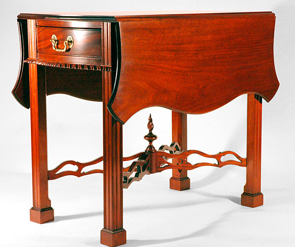 Chippendale Pembroke Table - FineWoodworking