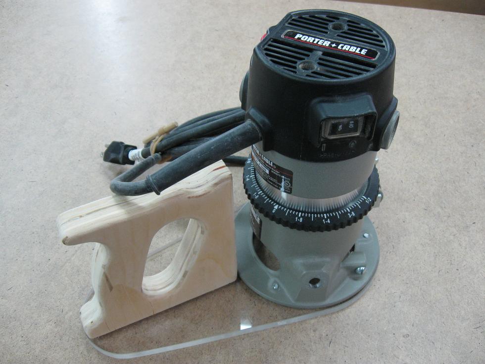 Shopmade D-handle Router Base - FineWoodworking
