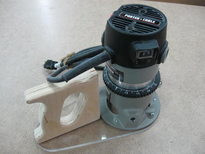 Shopmade D-handle Router Base - FineWoodworking