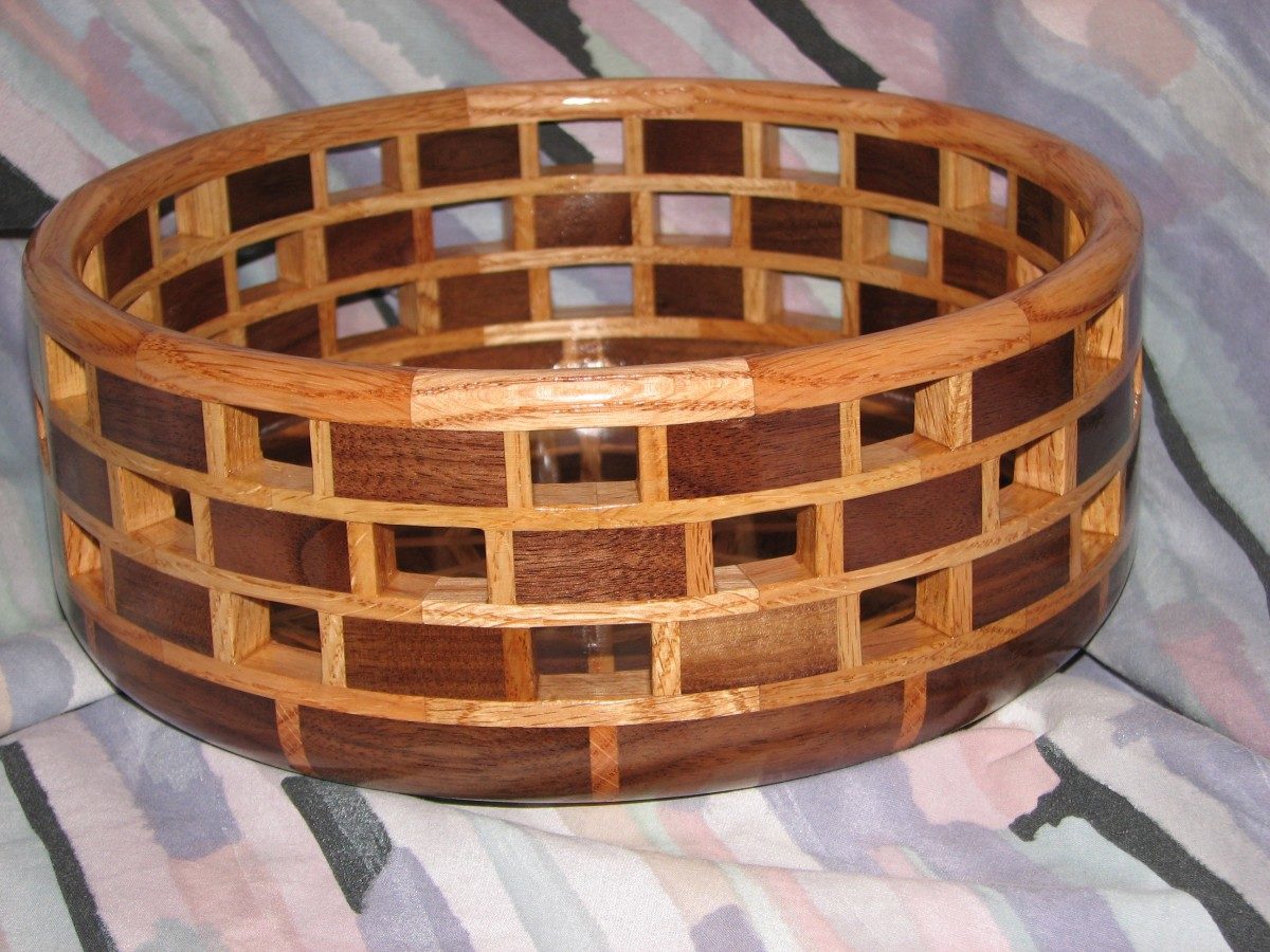 Open Segmented Walnut-Oak Bowl - FineWoodworking