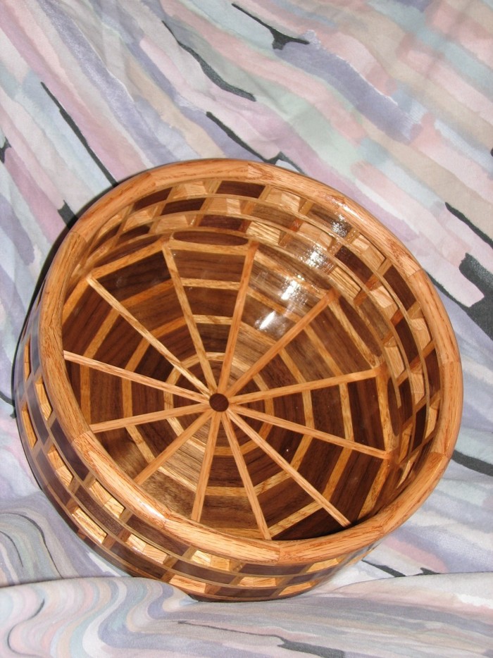 Open Segmented Walnut-Oak Bowl - FineWoodworking