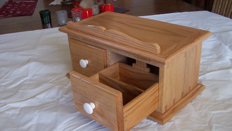 Oak Recipe Box - FineWoodworking