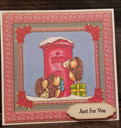 Cute hedgehogs holiday topper plus gift tag - CUP925755_74027 ...