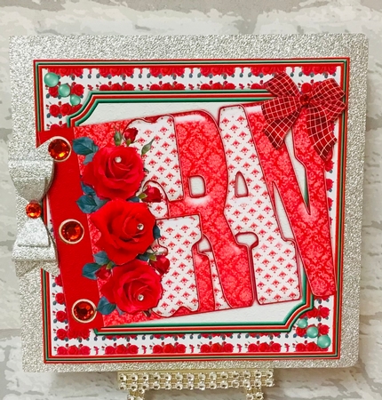 Redroses Gran Word Book Card Front - CUP1111221_45357 | Craftsuprint