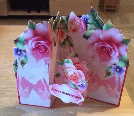 Z Fold pop-up Summer Roses - CUP731592_173 | Craftsuprint