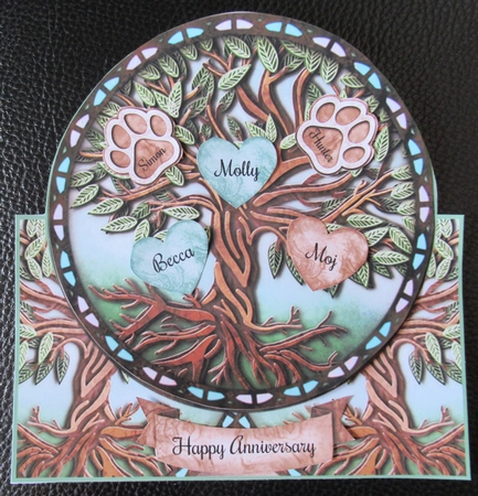 Family Tree Of Life Builder Shaped Mini Page Kit - Photo by Davina Rundle