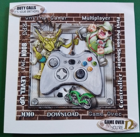 The Online Gamer - CUP828107_1443 | Craftsuprint