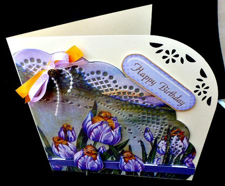 Triangle Scallop Easter Chicks - CUP609271_874 | Craftsuprint