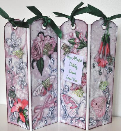 Heaven Scent Bookmarks in Fresh Strawberry - CUP302694_442 | Craftsuprint