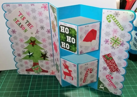 Pop Out 1 Card Blank Cutting File Template - CUP805216_1571 | Craftsuprint