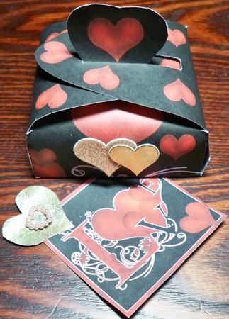 Hearts of Love Heart Top Box - CUP286872_1056 | Craftsuprint