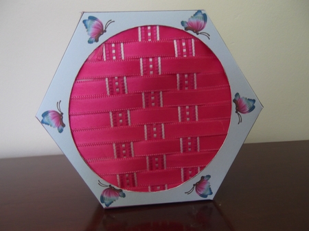 Swan Lake Gift Box Weaving - CUP1120543_10778 | Craftsuprint