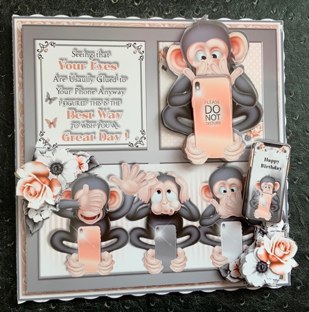 Phone Freak ! - Photo by Jennie Settle