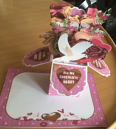 Chocolate heart pop up box card kit - CUP948206_1031 | Craftsuprint