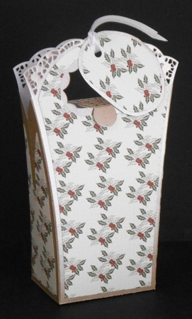 Christmas Holly Backing Paper 2 - CUP890203_719 | Craftsuprint