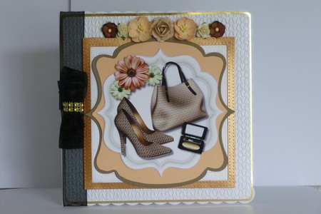 Beautiful Shaped card with Shoes 4, - CUP719799_1398 | Craftsuprint