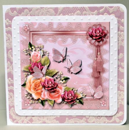 Roses in Lace Frame - CUP590557_936 | Craftsuprint