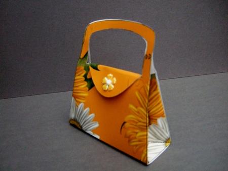 Gerberas 3D Handbag Shaped Gift Box - CUP215694_572 | Craftsuprint