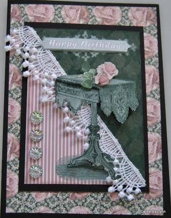 Pretty Girl in Pretty Frame, Backing Paper - CUP243318_1395 | Craftsuprint