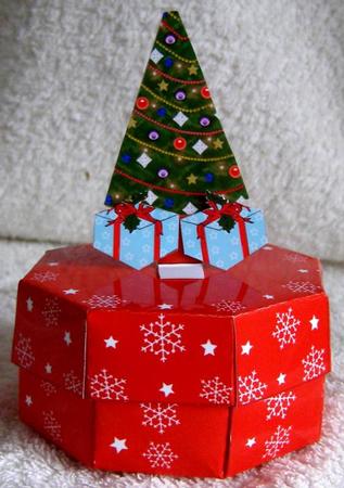 Red Octagon Gift Box with 3D Christmas Tree Topper - CUP279476_1504 ...