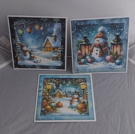 Snowmans - Photo by Marion Harding Crafts