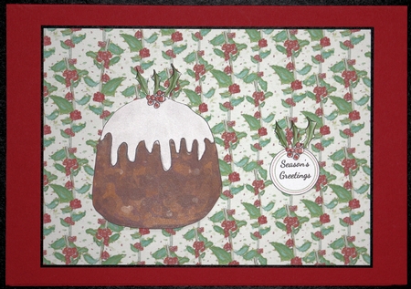 CHRISTMAS HOLLY BACKGROUND: A4 Multi-Directional Holly-Patterned ...