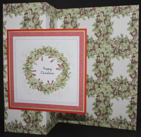 2 CHRISTMAS HOLLY WREATH PLAID BACKGROUND: A4 Multi-Directional ...