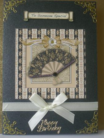 Black and Gold Fan Toppers - Photo by Michelle Lennon