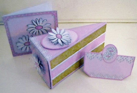 3D Pretty Daisy Cake Slice Treat Box Gift Set Mini Kit - Photo by Pam ...