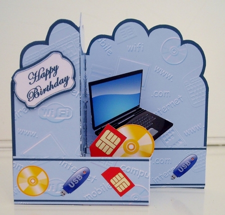 Z-Fold Computers - CUP746229_173 | Craftsuprint