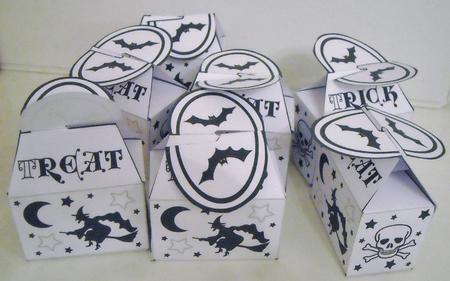 Halloween Box - Black & White - CUP472270_173 | Craftsuprint