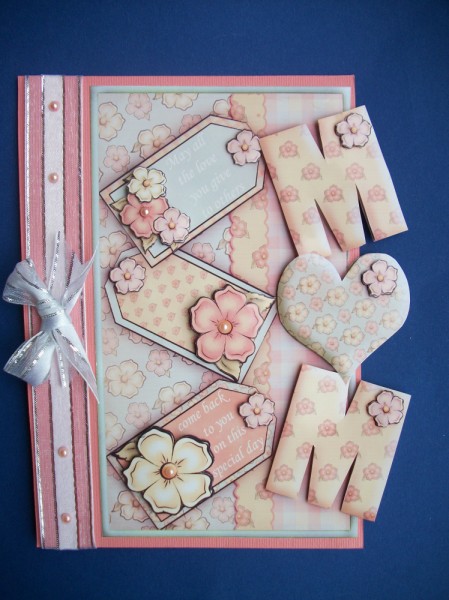 Floral Tags Over the Side Mum - CUP182509_68 | Craftsuprint